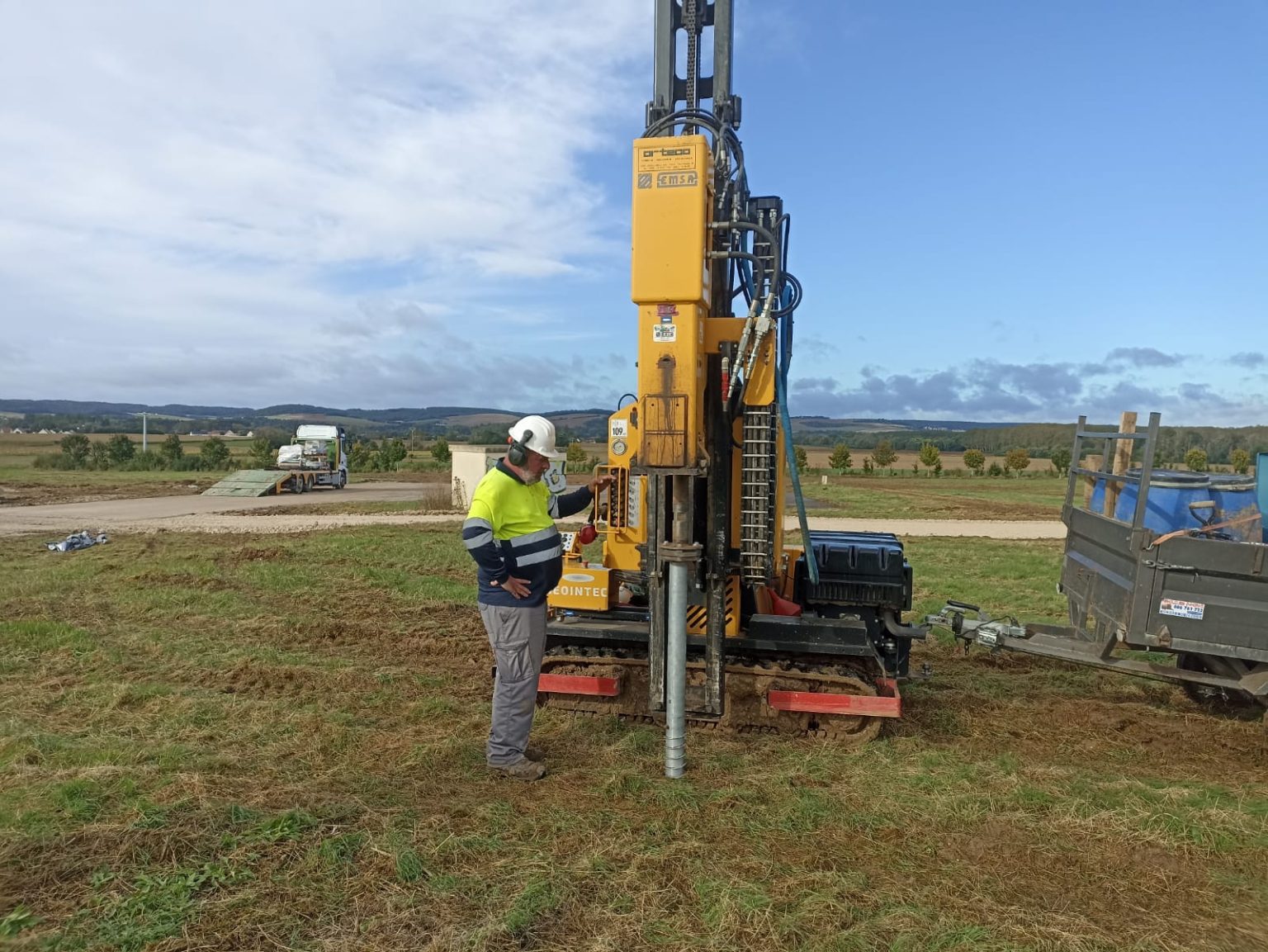 Pull-out Tests for Screw Piles in PV Projects | GEOINTEC INGLES